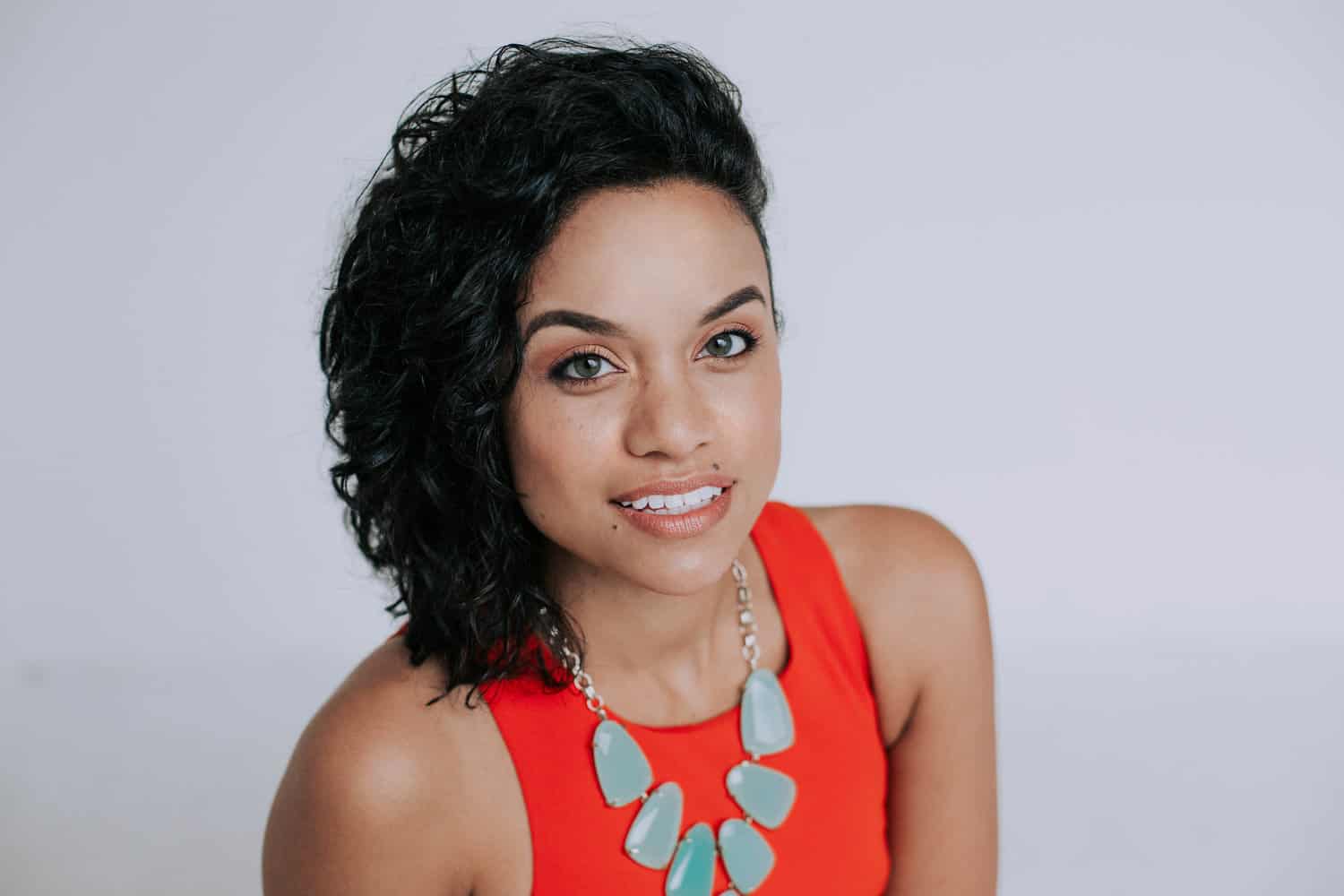 Guest Post: The Remedy To Cultural Discomfort by Amanda Vernon